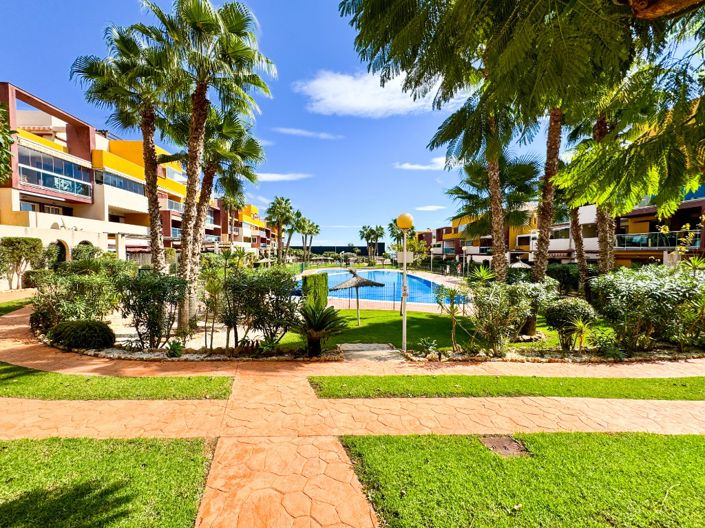 2 Bedrooms apartment for sale in Playa Flamenca - £234131 (Ref: AP4070063)