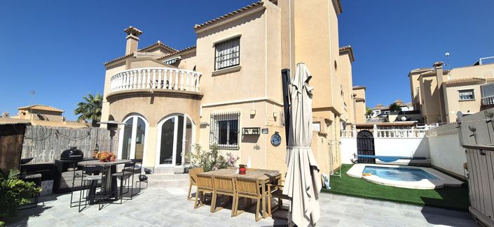 2 Bedrooms quad for sale in Villamartin - Key Ready - £234178 (Ref ...