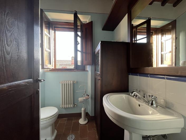 Property for sale in Tuscany - 1558 properties - A Place in the Sun